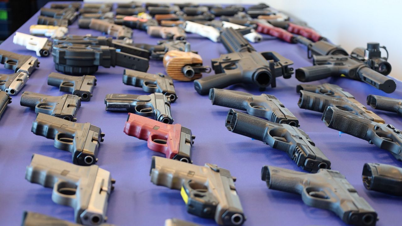 College student accused of selling 73 guns to undercover cop