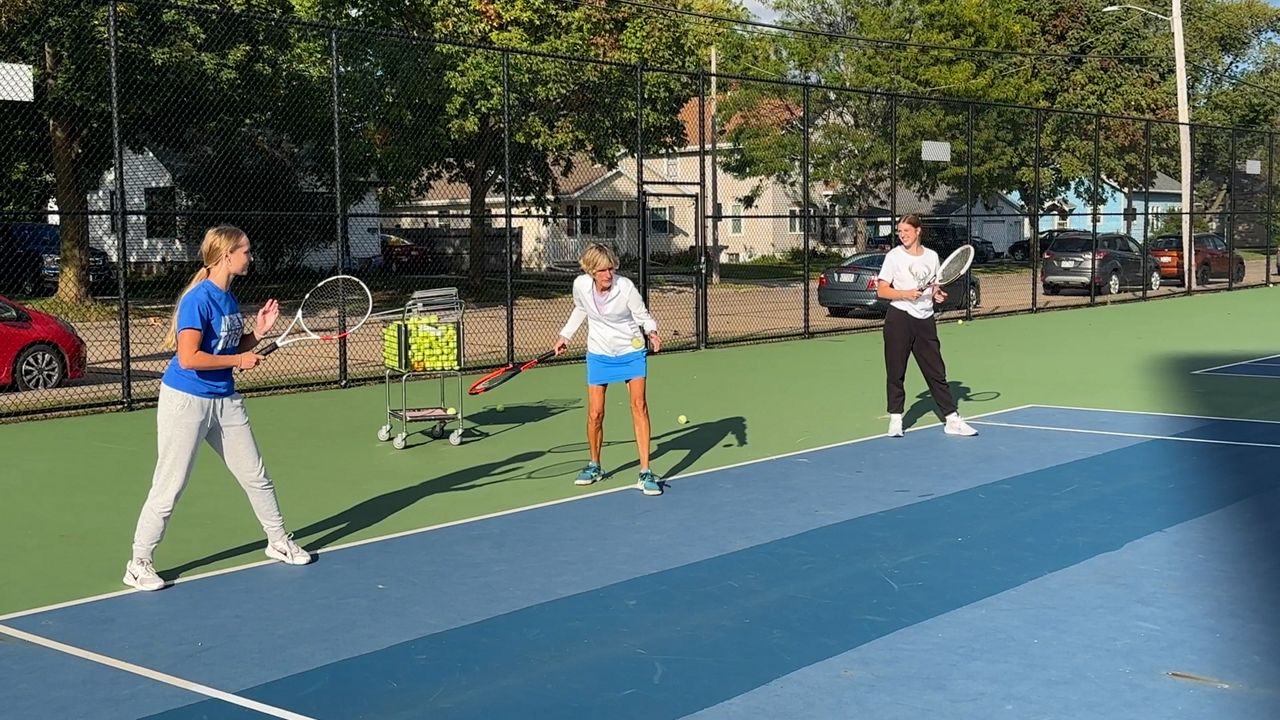 Everyday Hero: Appleton tennis team lead by former graduates