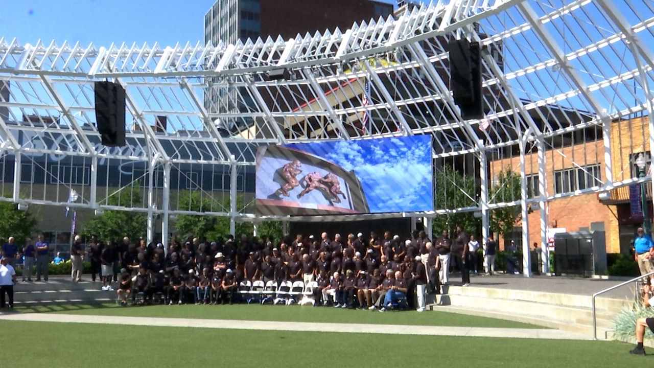 Football fans flock to Canton for HOF Enshrinement week