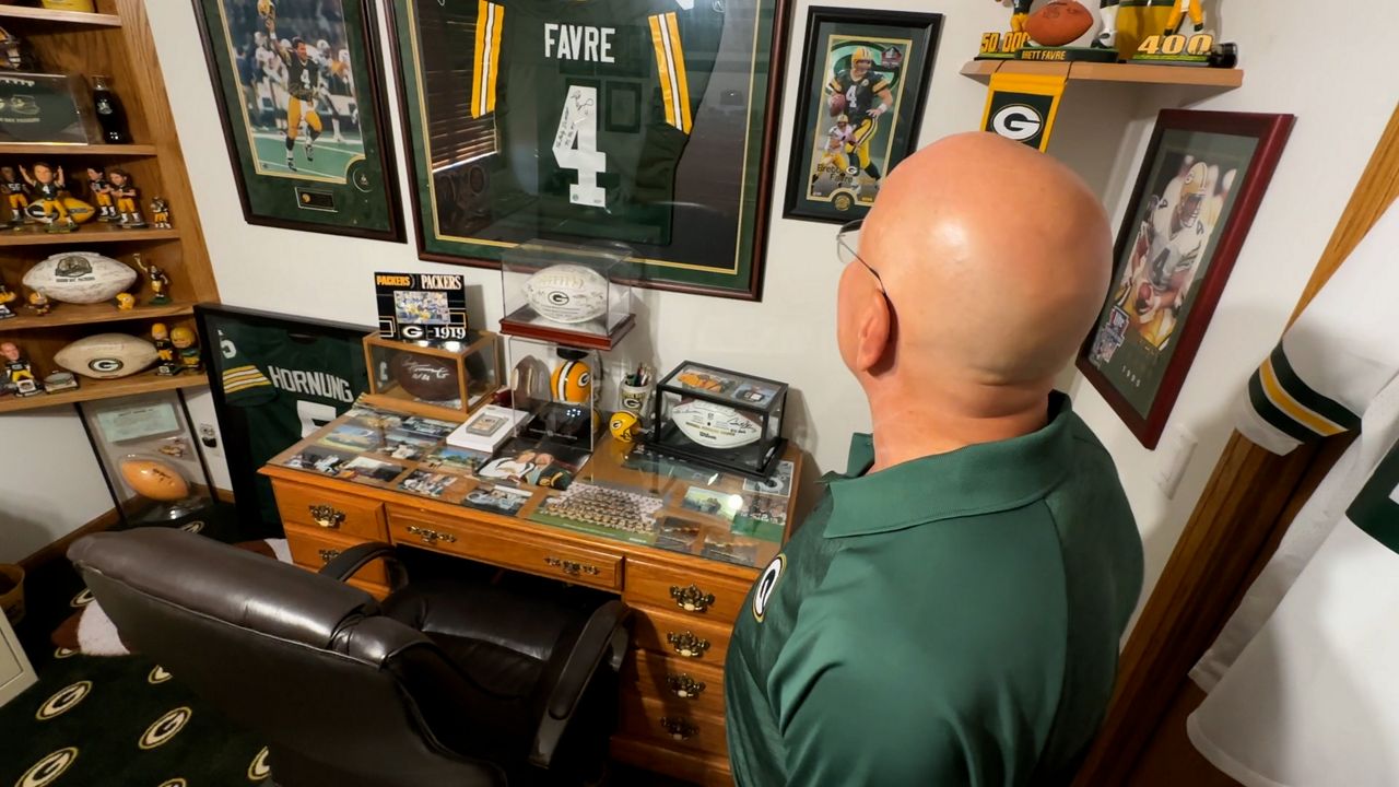 Packers induct 26th member to Fan Hall of Fame