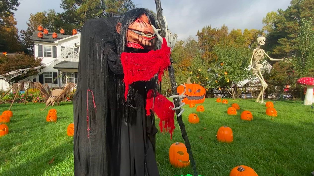 Homeowner creates 'Mount Halloween'
