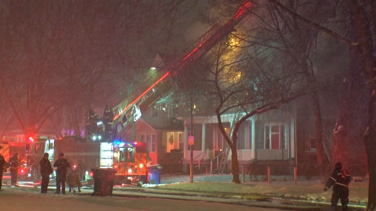 1 dead after apartment building fire on Hancock Street