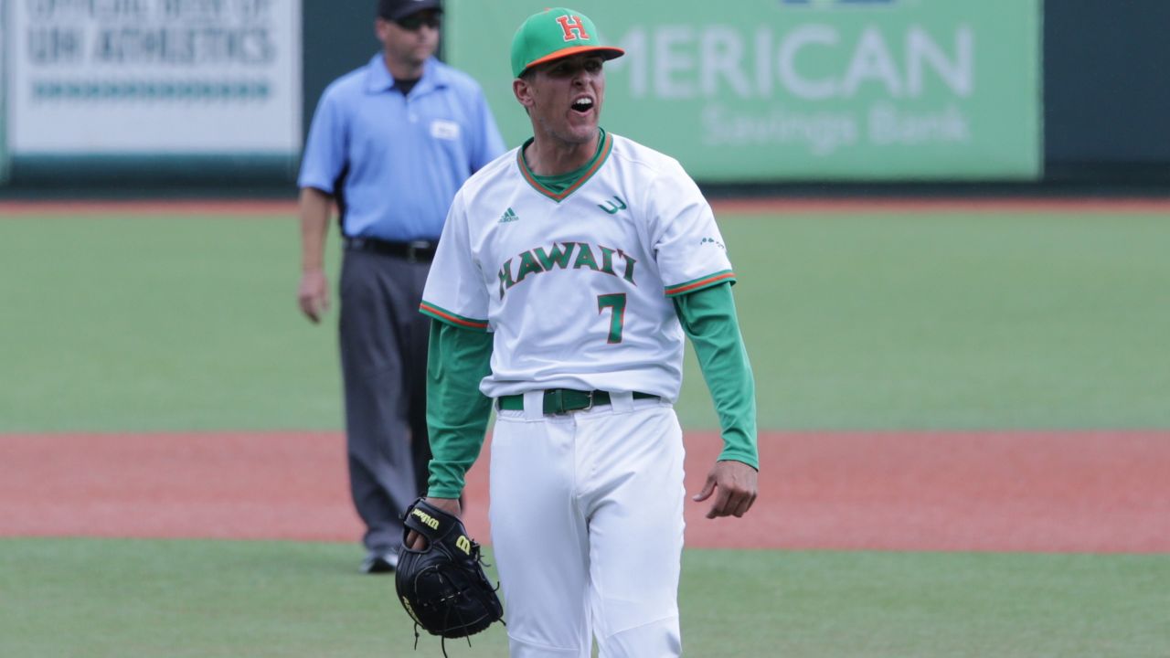 UH baseball salvages win in series finale against CSUB