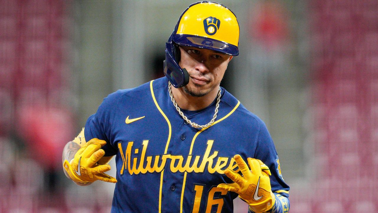Hawaii alumnus Kolten Wong has first career 3-homer game