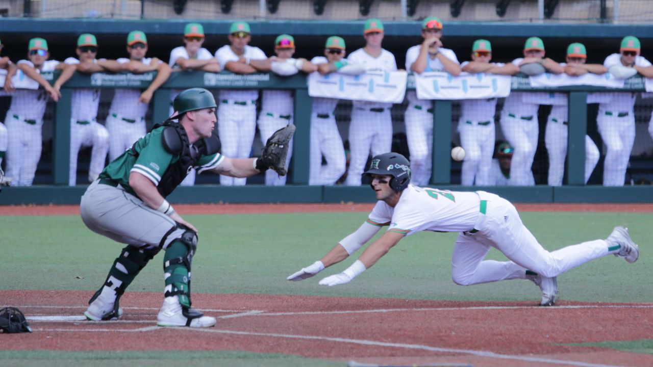 Namoa shows off 2-way versatility for Hawaii baseball