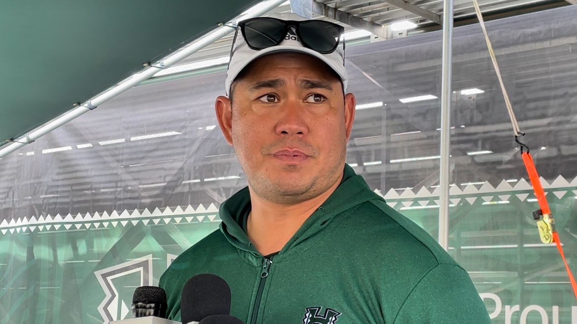 'Braddahhood' era begins with Timmy Chang's Hawaii debut