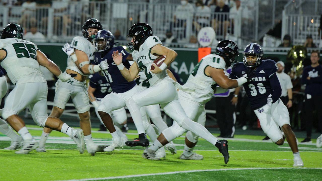 Hawaii football vs. Nevada 2022