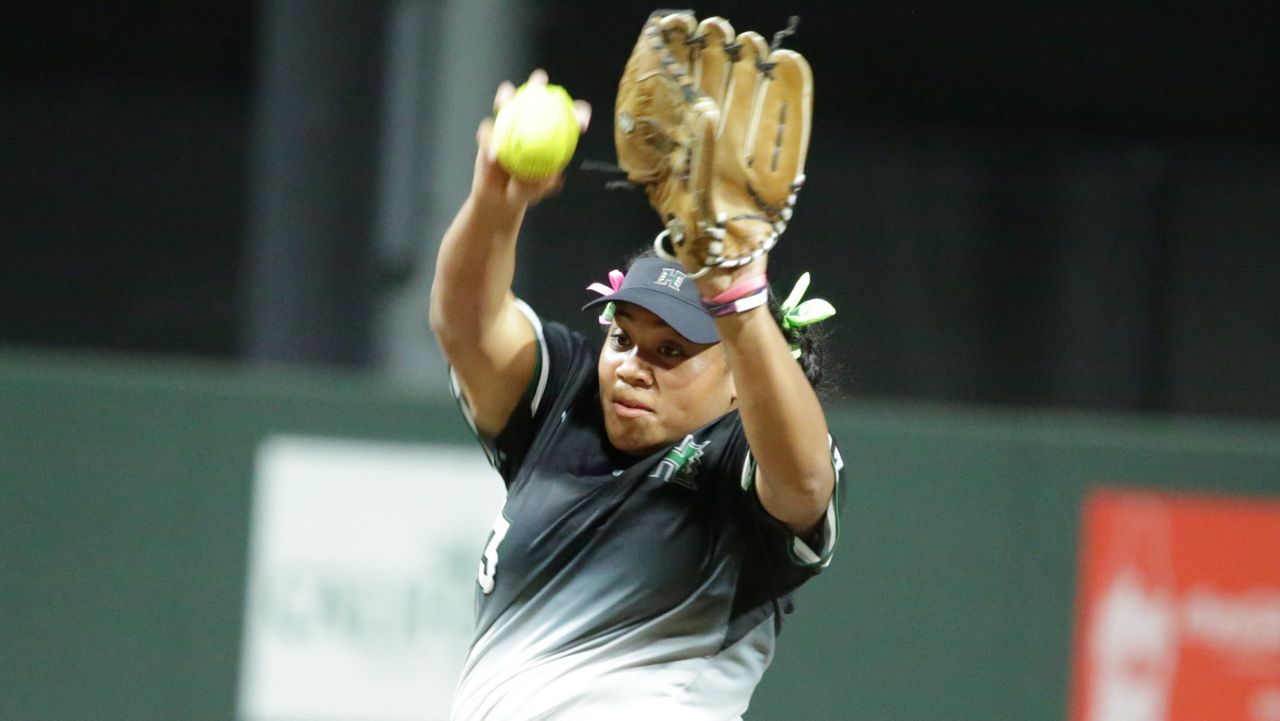 Freshman fires no-hitter for Hawaii in Desert Classic