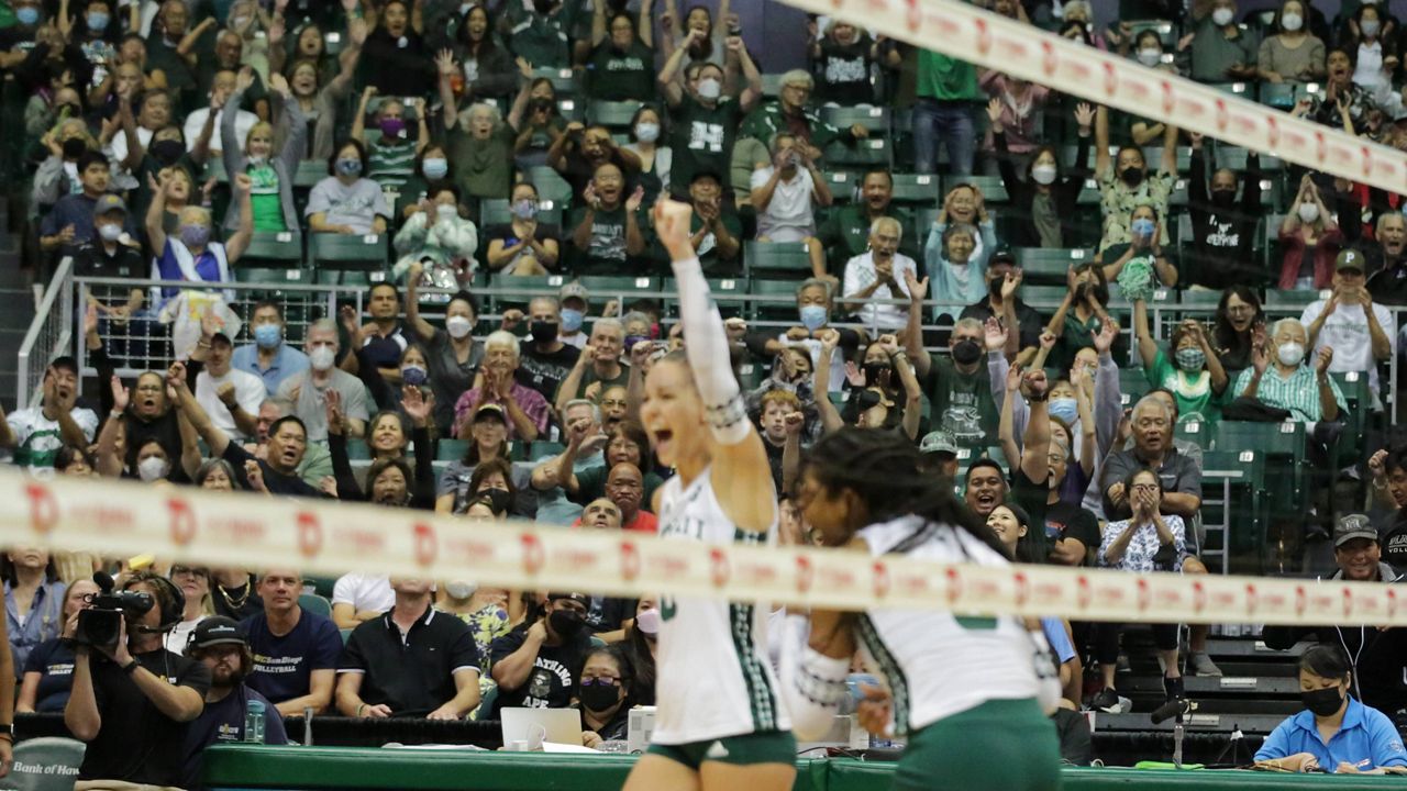 Naya Dong, UC San Diego push Hawaii women's volleyball team