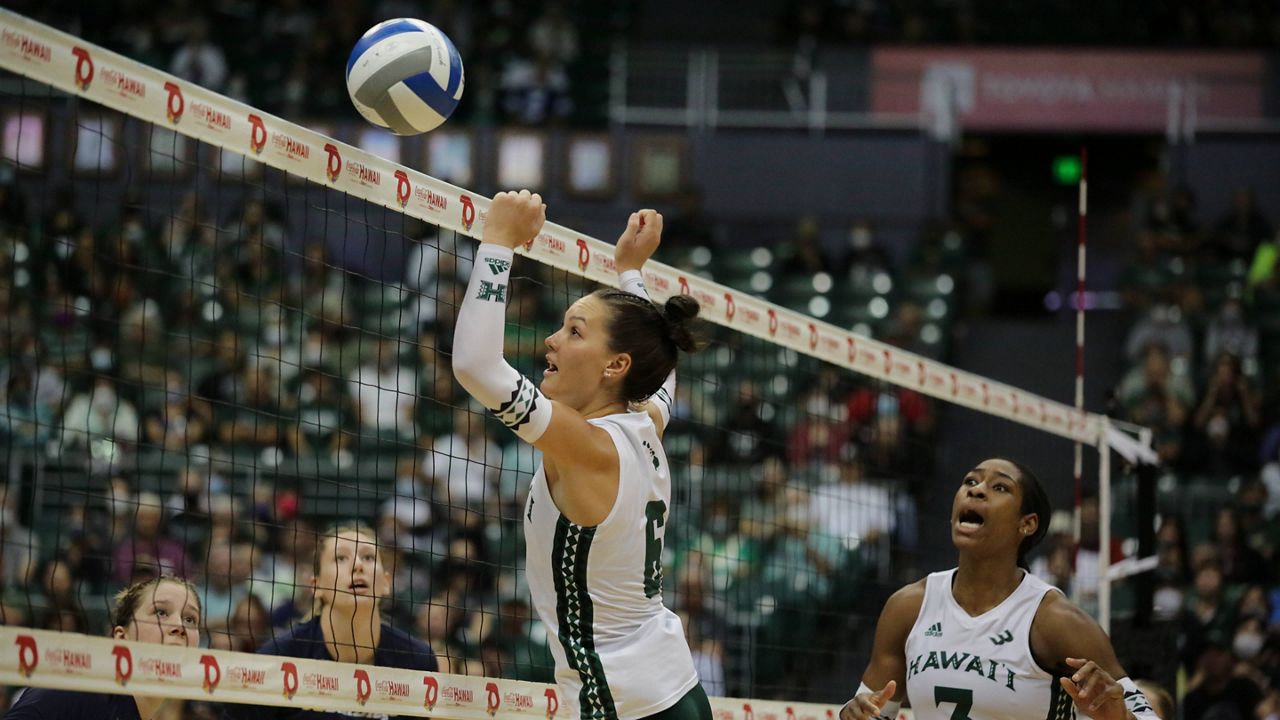 Naya Dong, UC San Diego push Hawaii women's volleyball team