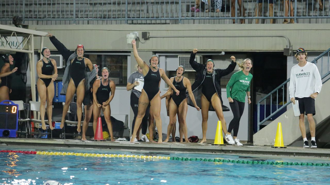 Hawaii water polo stuns No. 3 Cal with full-pool heave