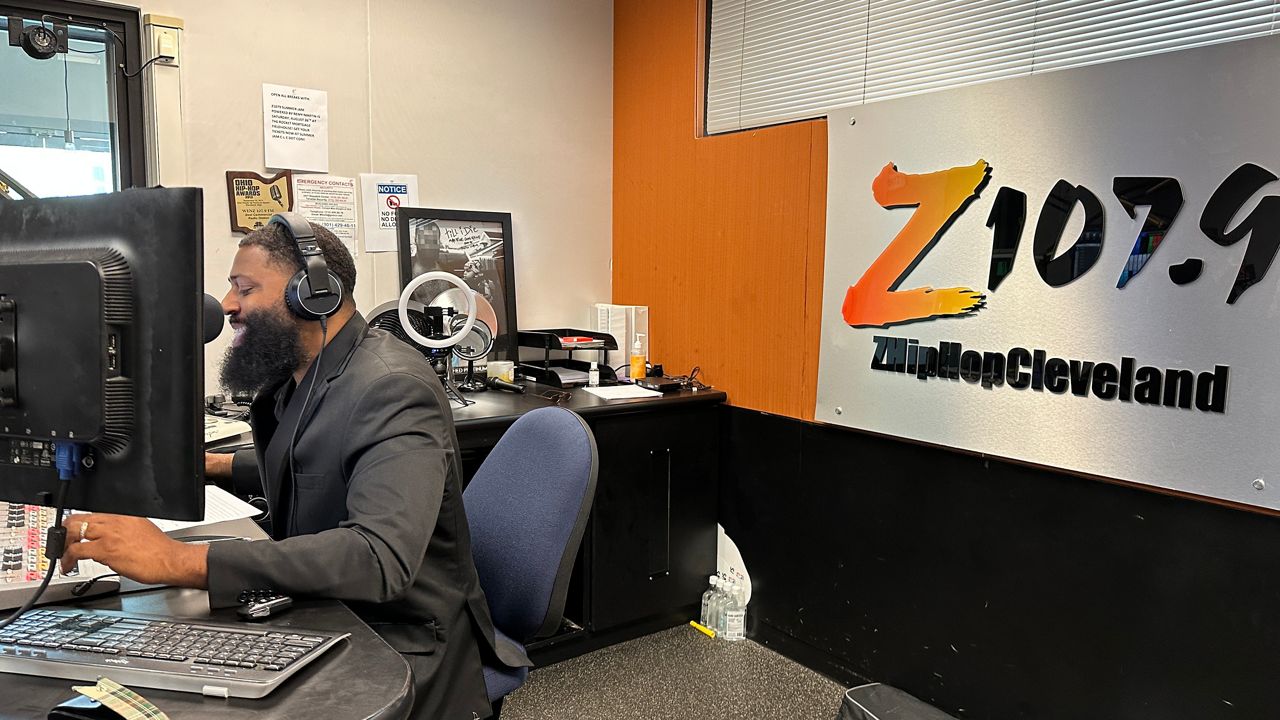 Cleveland DJ shares love of hip-hop