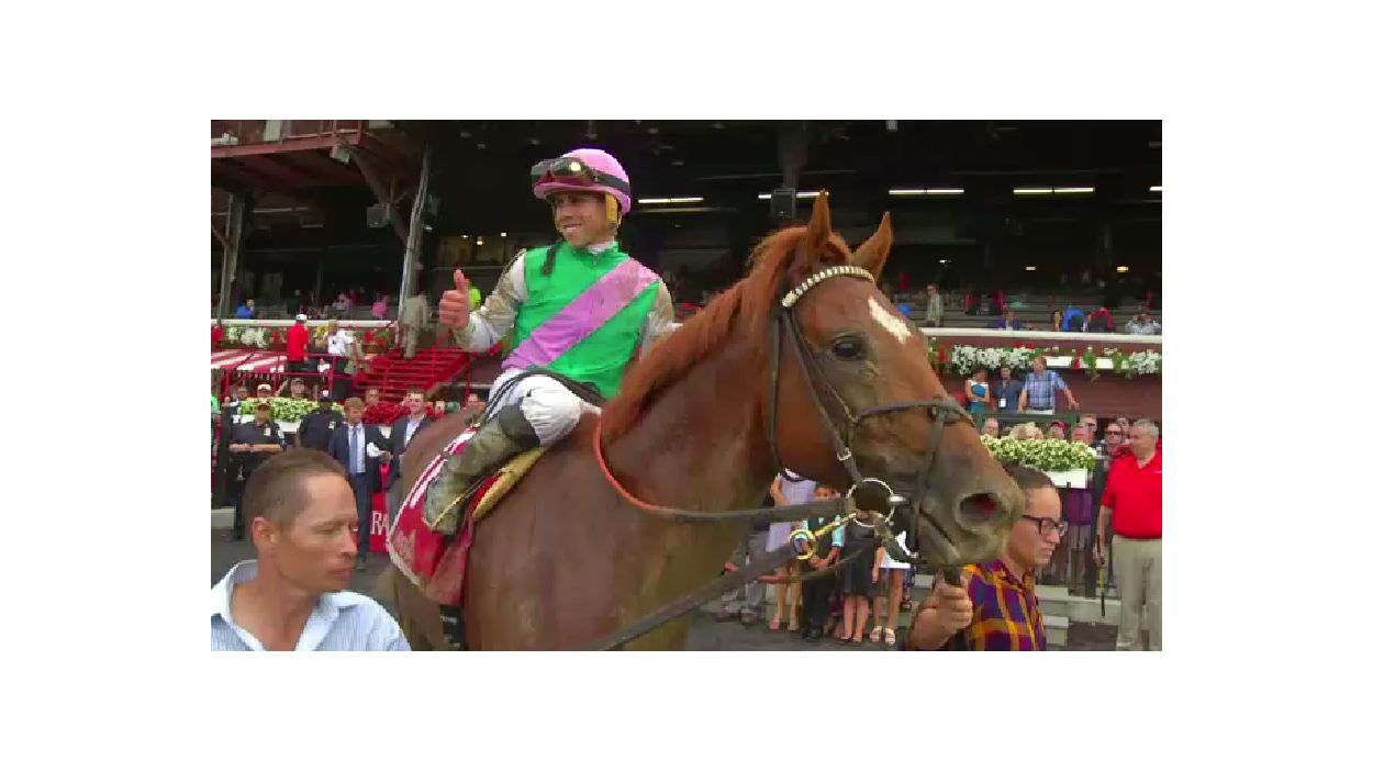 Hofburg cruises in the Curlin, sets sights on Travers