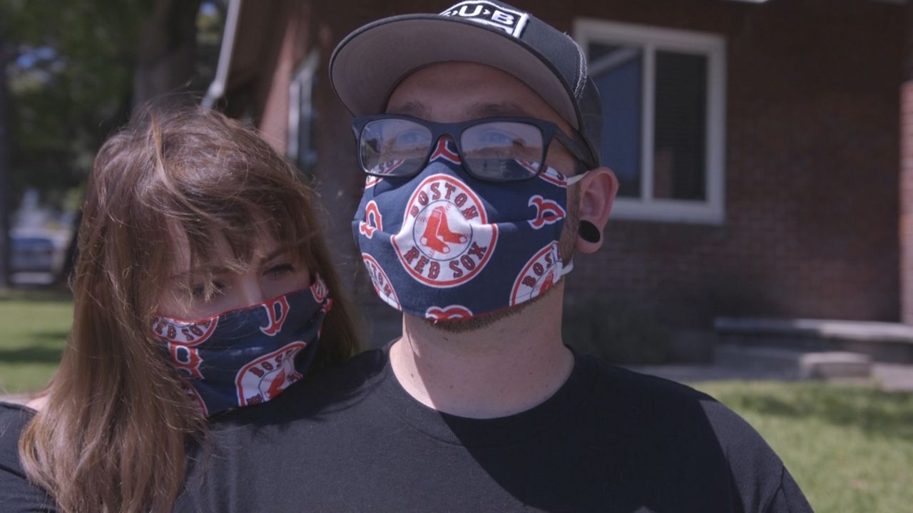 Unemployed Couple Waiting On Benefits For Months