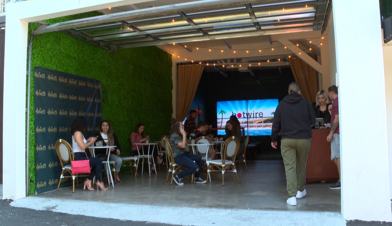 Adult Mini Golf Experience at Hole 19 in West Hollywood