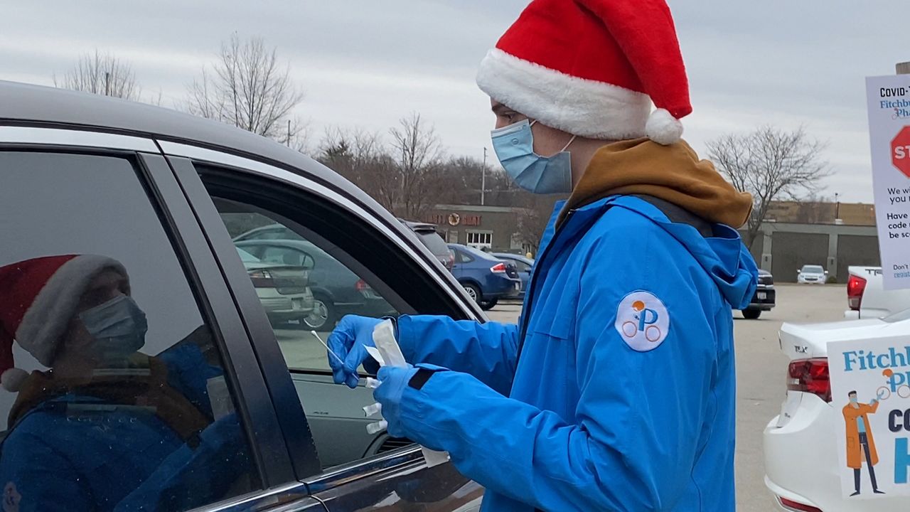 COVID-19 testing sites swamped ahead of the holidays