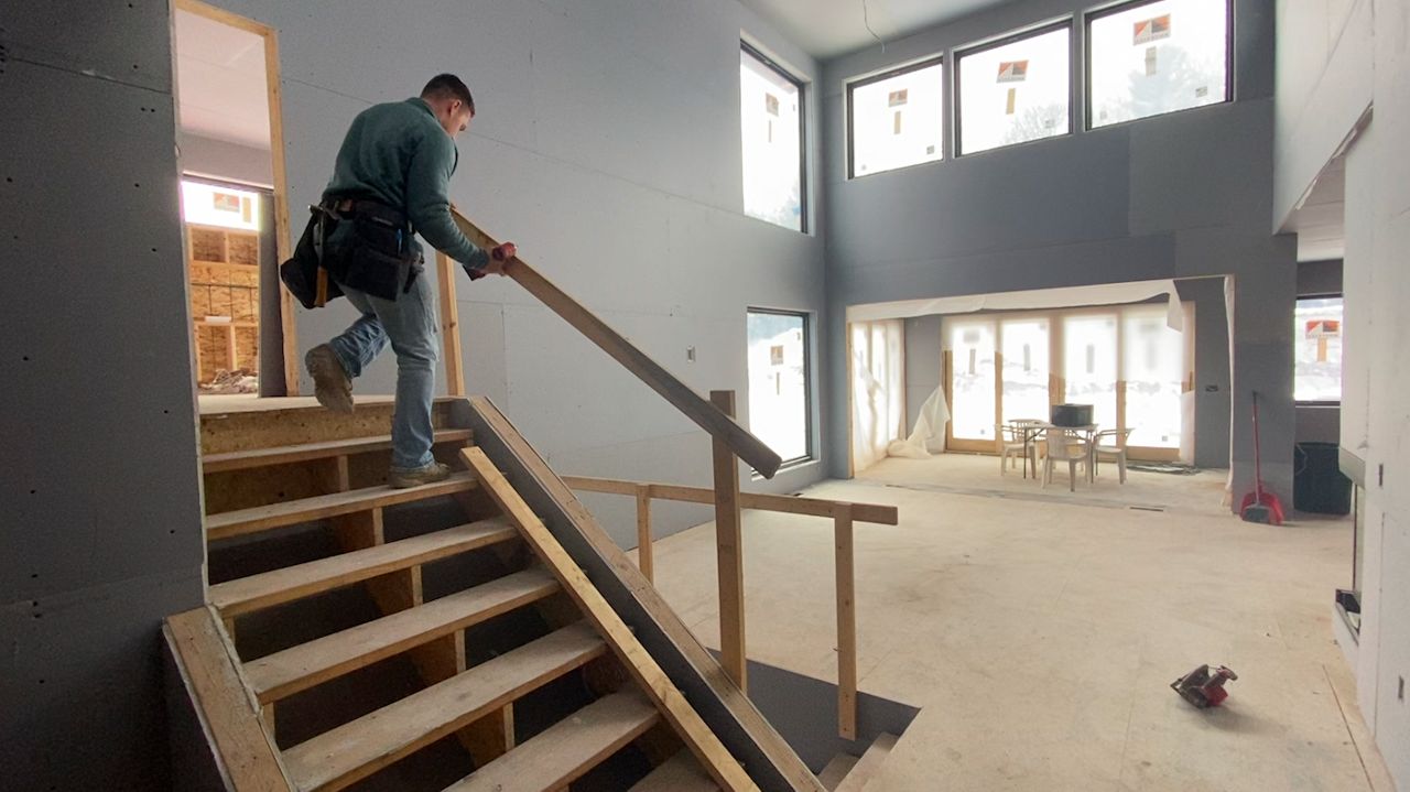 Builders stay busy despite new home starts slowing