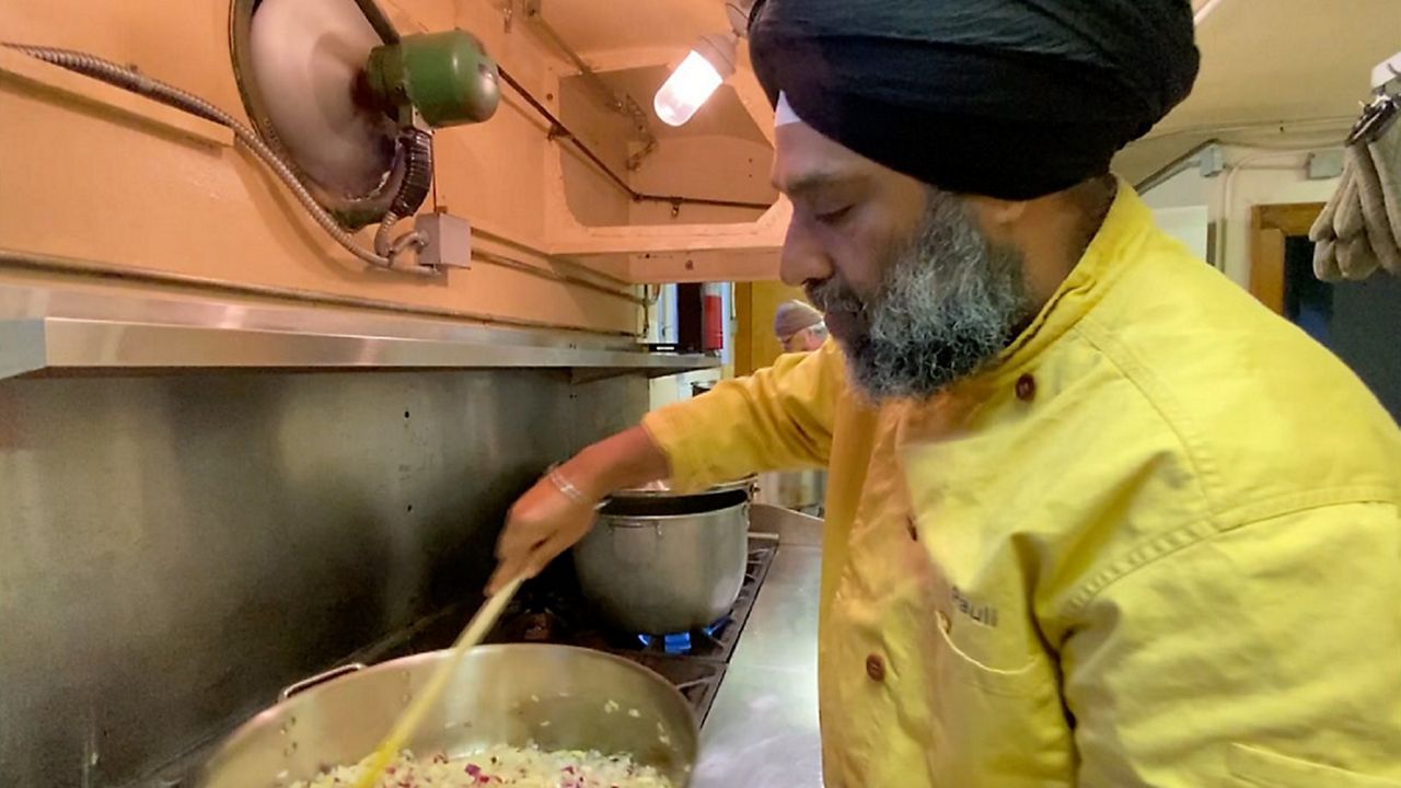 Ohio nonprofit, chef shares culture, cooking with community