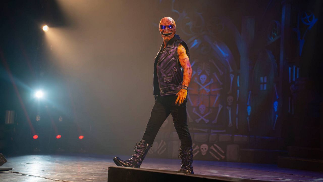 5 things to know about Howl-O-Scream