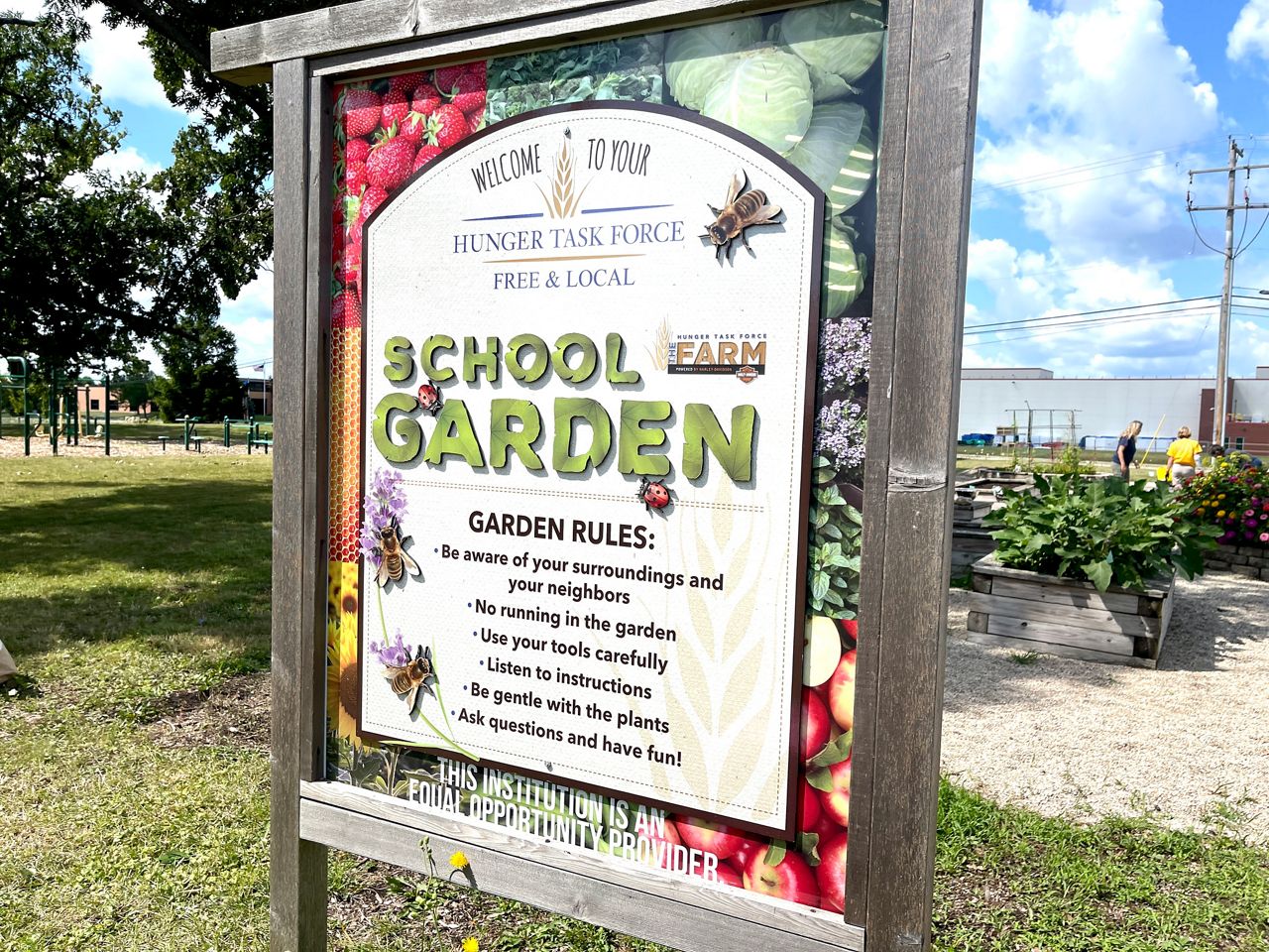 Hmong Garden Tools | Fasci Garden