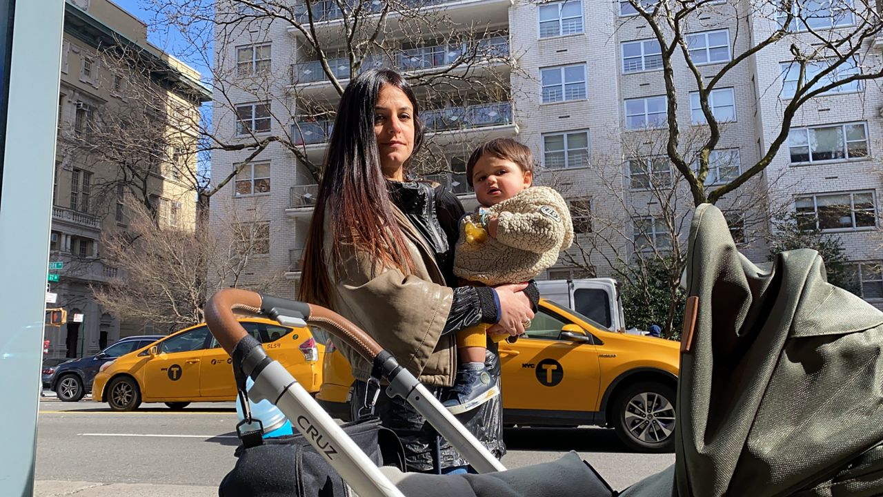 Parents call on MTA to revise folded stroller policy
