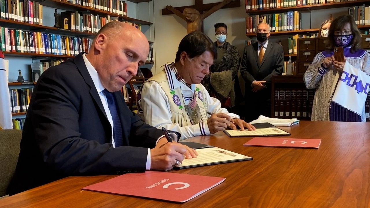 Colgate University Library