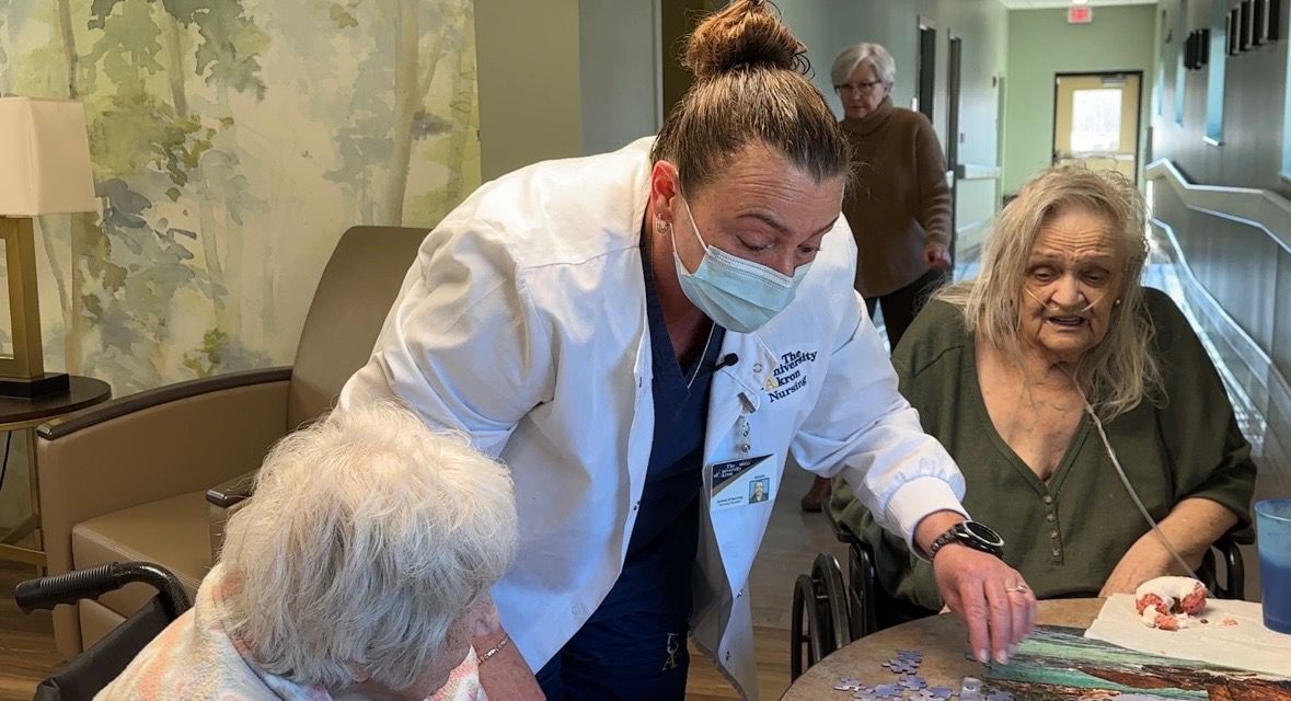 Nursing students help at hospice care