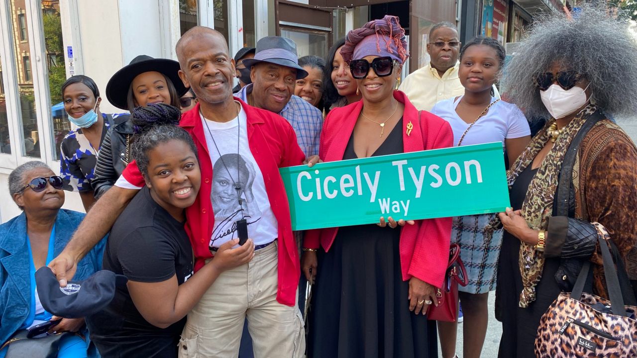 Cicely Tyson honored with a street co-naming in East Harlem