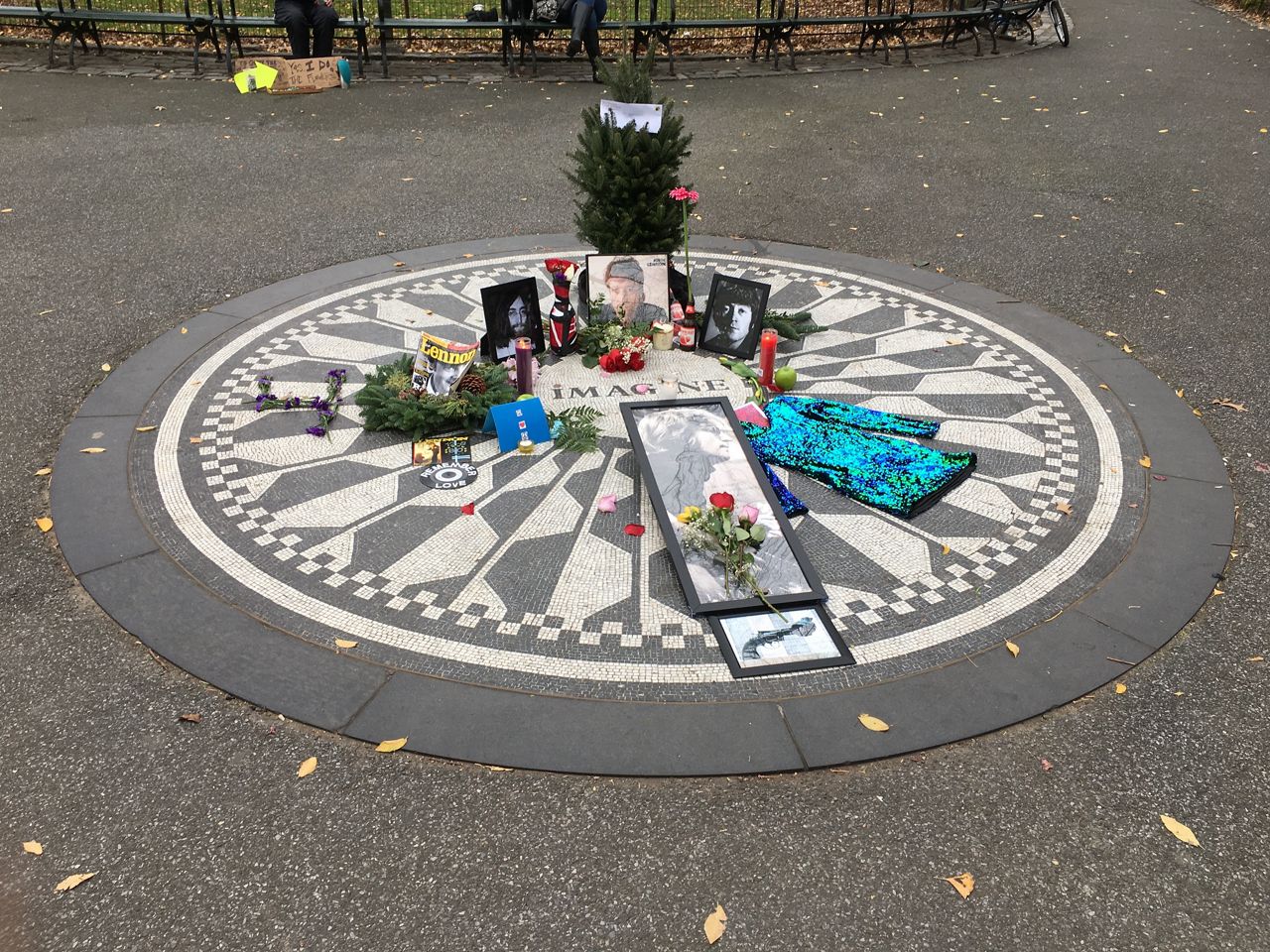 Remembering Beatles Legend John Lennon 40 Years After his Passing