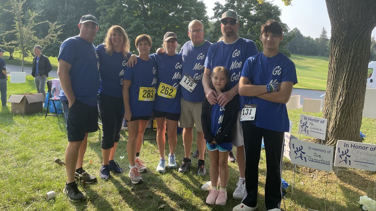 Strollin' for the Colon race raises colon cancer awareness