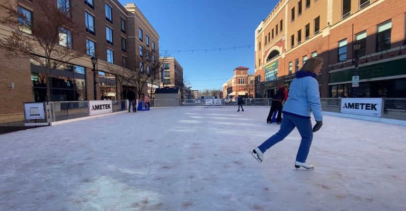 Free ice skating offered in city of Kent
