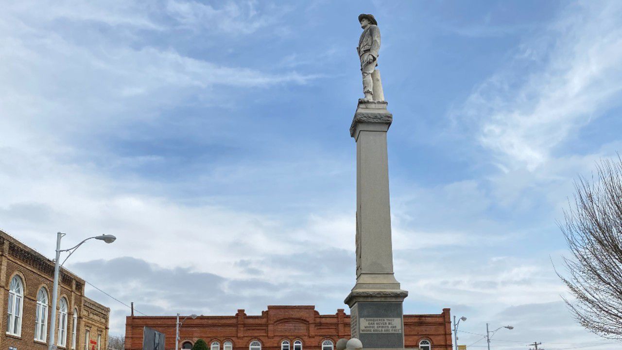 Efforts to Remove Confederate Monuments from Courthouses