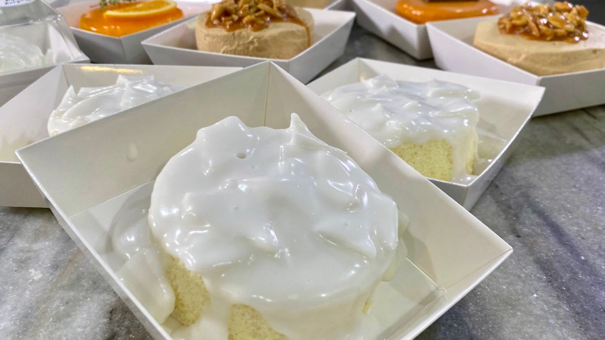 Thai baker offers coconut cake for taste of homeland