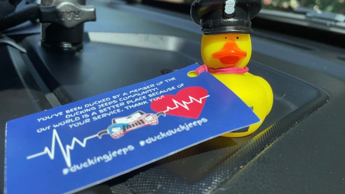 'Duck duck Jeep' trend spreading kindness in Asheville
