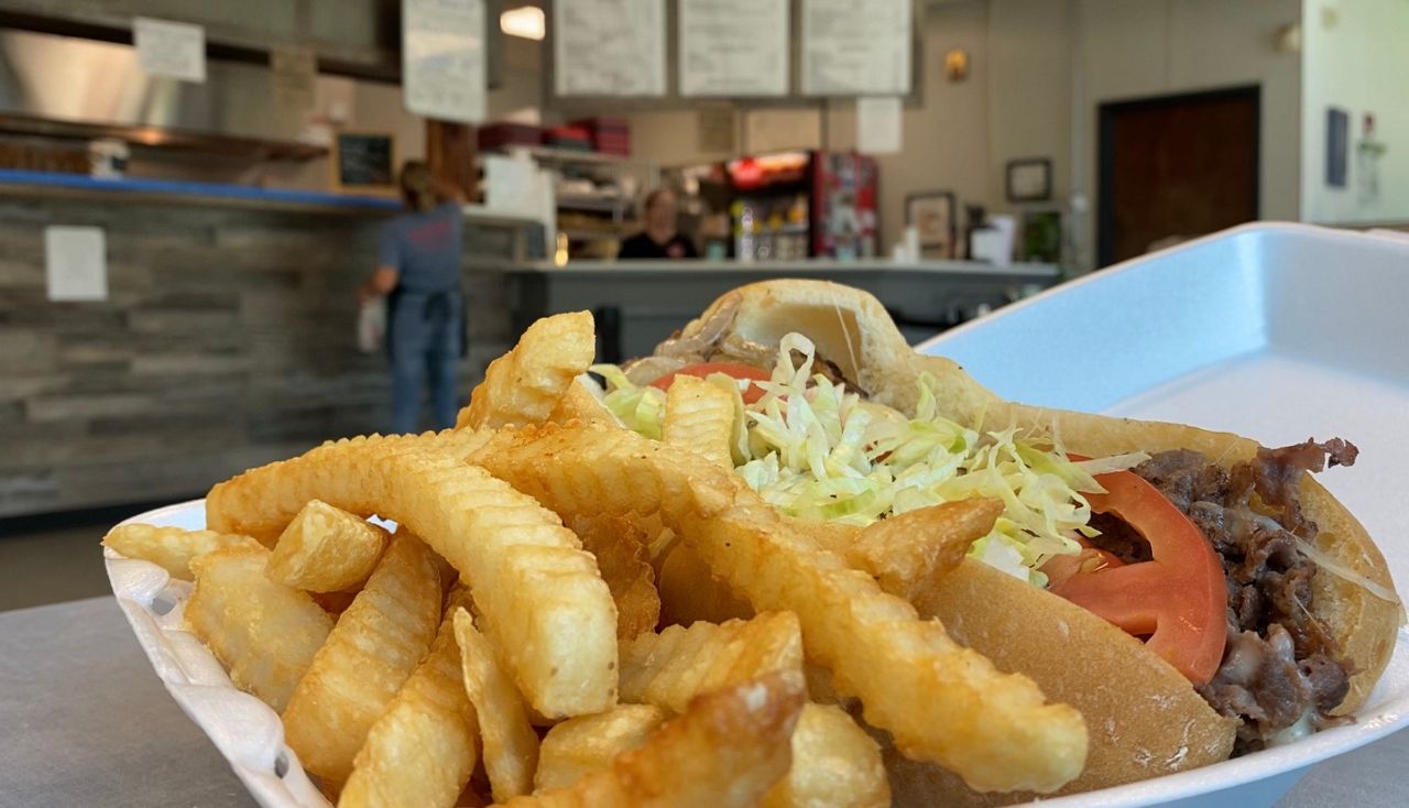 Menu Hopping: Niko's Grill