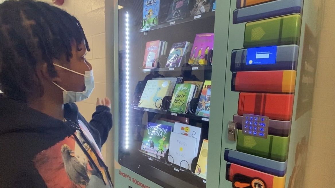 Schenectady school installs book vending machine