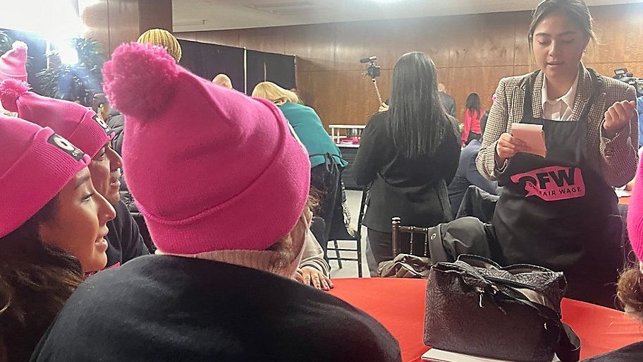 Bill would phase out subminimum wage for tipped workers