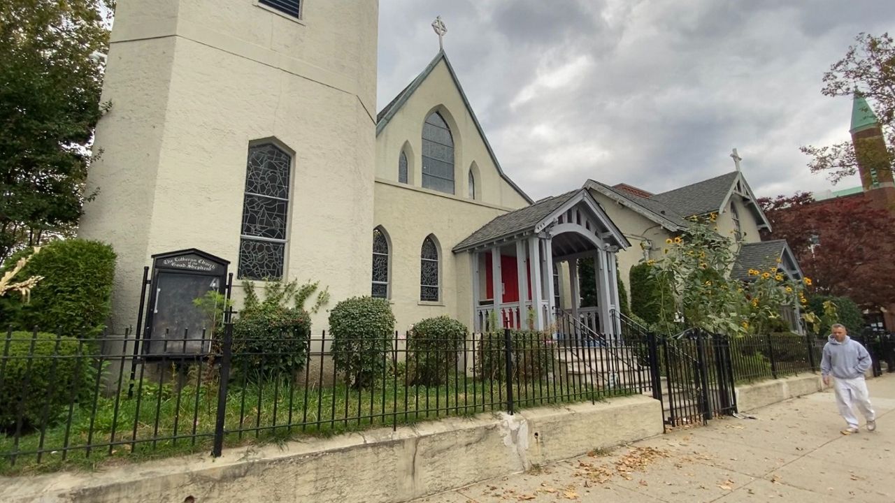 Bay Ridge church offers resources and housing to migrants
