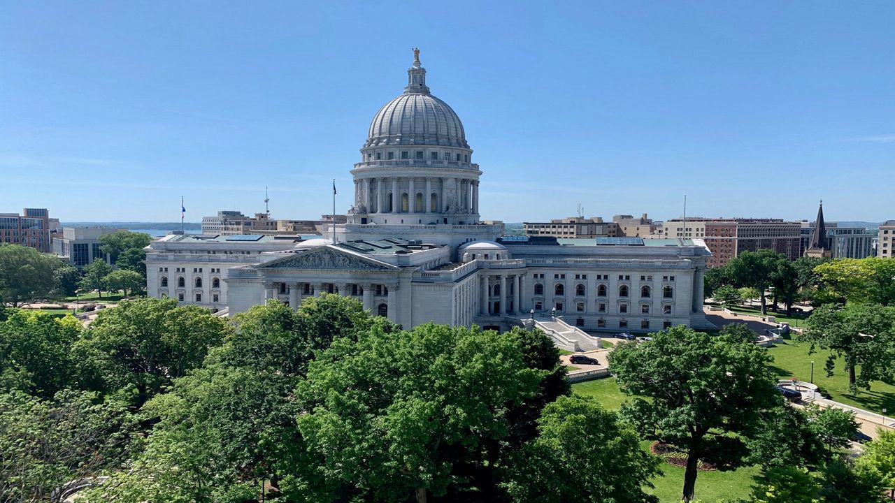 Wisconsin voters approve crime victims amendment