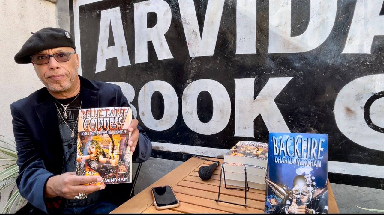 Arvida Book Co. in Tustin open for Small Business Saturday