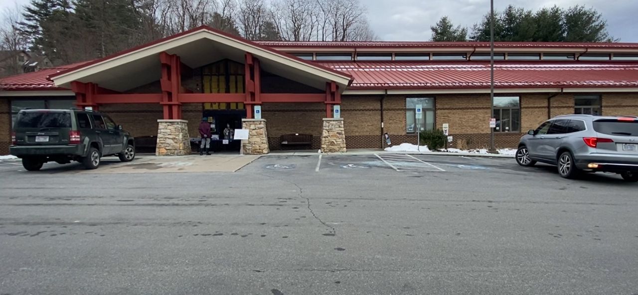 Appalachian Library Goes Curbside