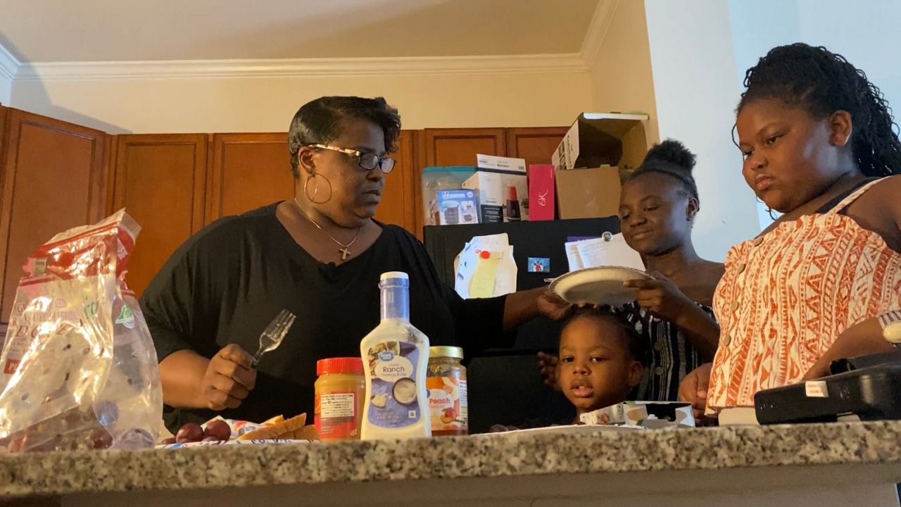 Survey shows parents prioritizing children over work - TrendRadars Survey shows parents prioritizing children over work - TrendRadars
