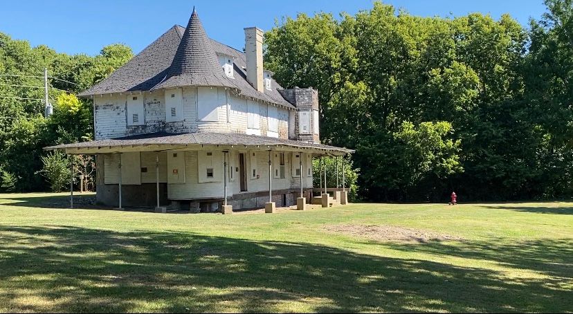 Lonz Mansion on Middle Bass Island to be restored