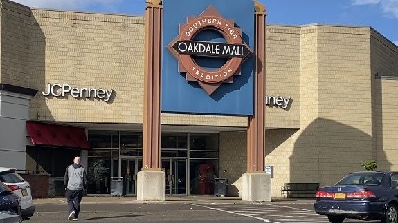 Oakdale Mall finds new life with mixed concept