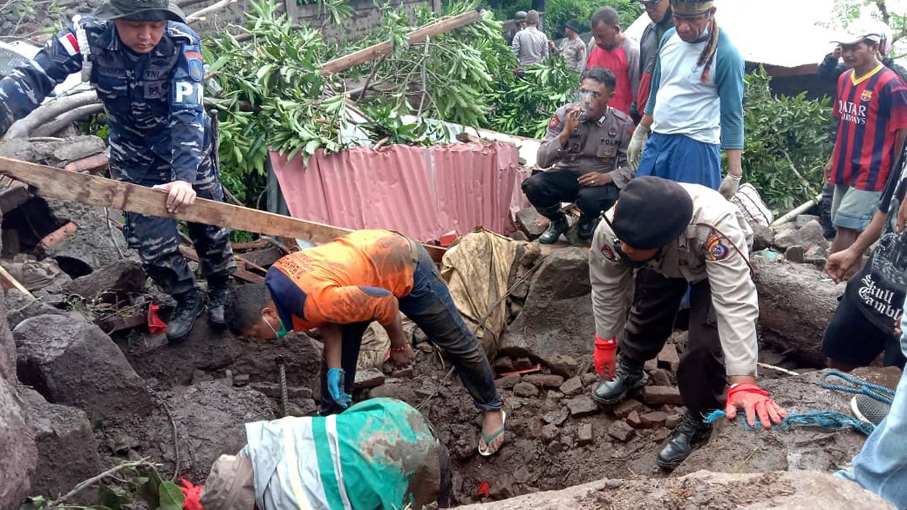 Tropical Cyclone Leaves at Least 100 Dead in Indonesia, East Timor