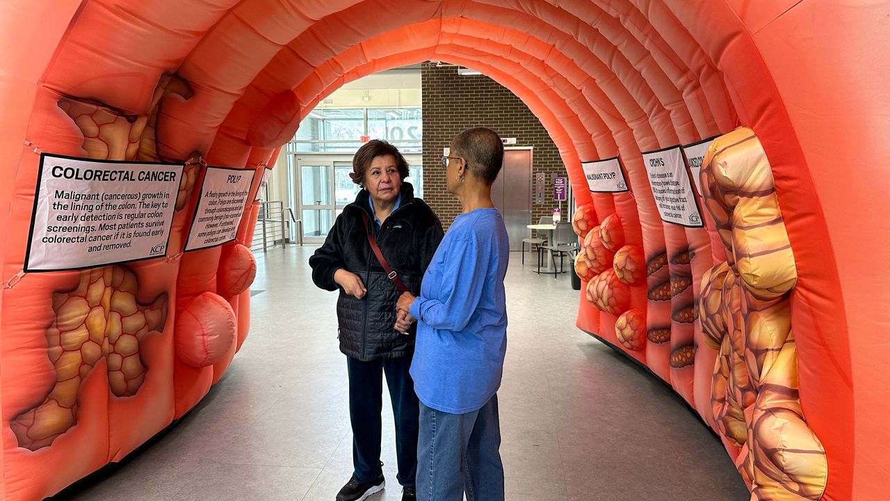 Kentucky Cancer Program hosts 'Incredible Colon' tour