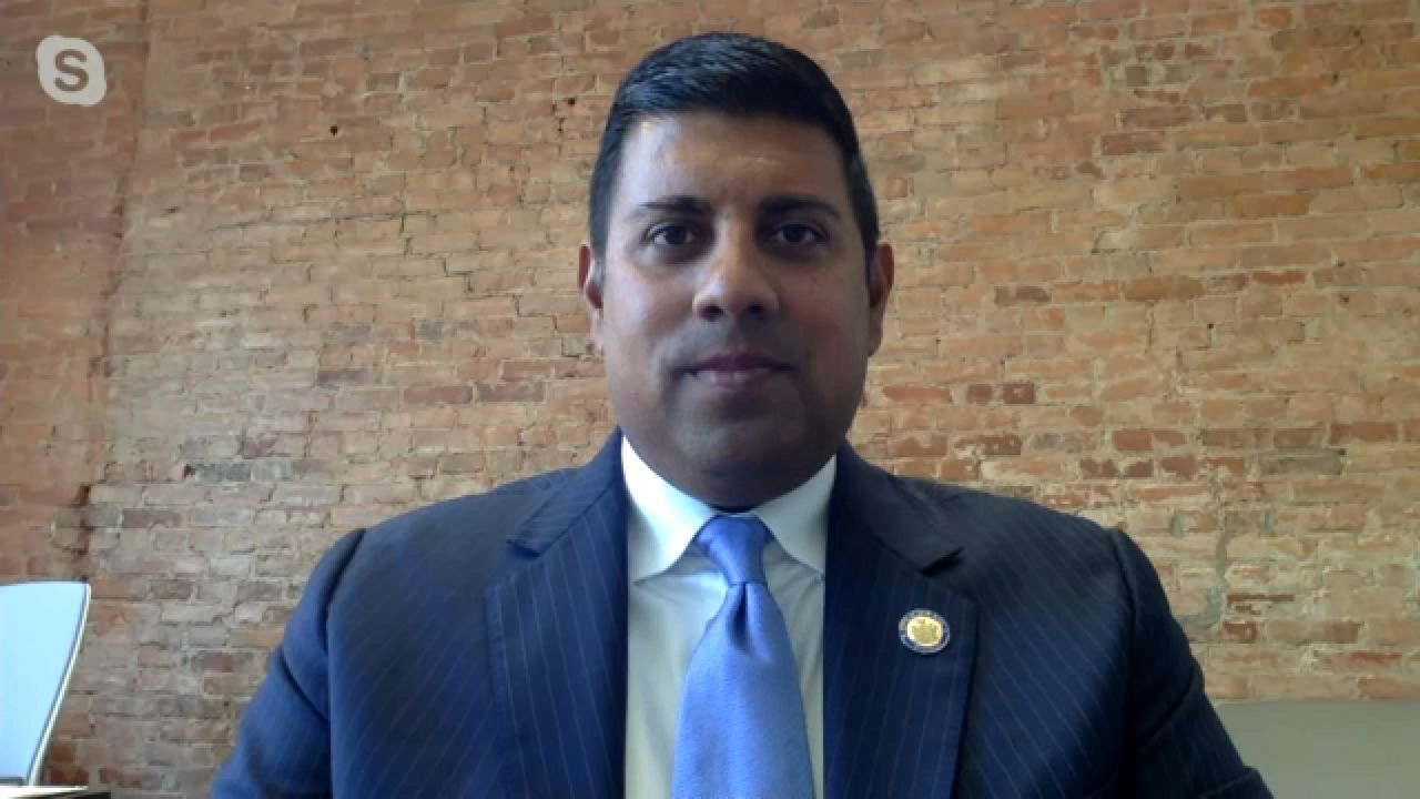 Sen. Jeremy Cooney addresses 'student debt crisis'