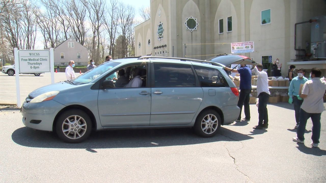 Worcester Islamic Center Holds Food Drive