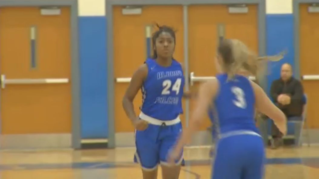 Albany's Ahniysha Jackson Commits to Siena