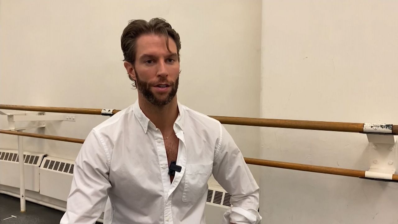 Dancer returns to 'The Nutcracker' after severe injury